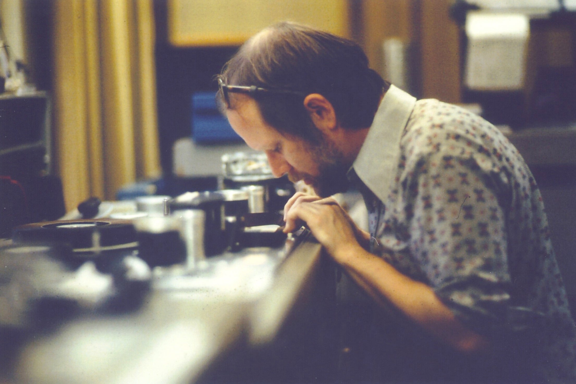 John McGuire "Pulse Music", Liner notes and Interview – Unseen Worlds